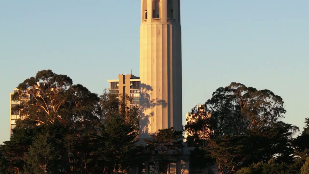 Coit Tower, San Francisco: Drone flies above Telegraph Hill