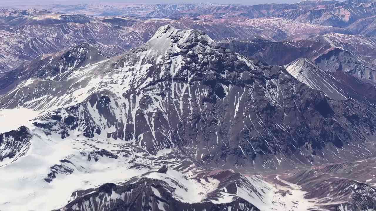 The 5,100-meter city where people work 30 days for one shot at gold