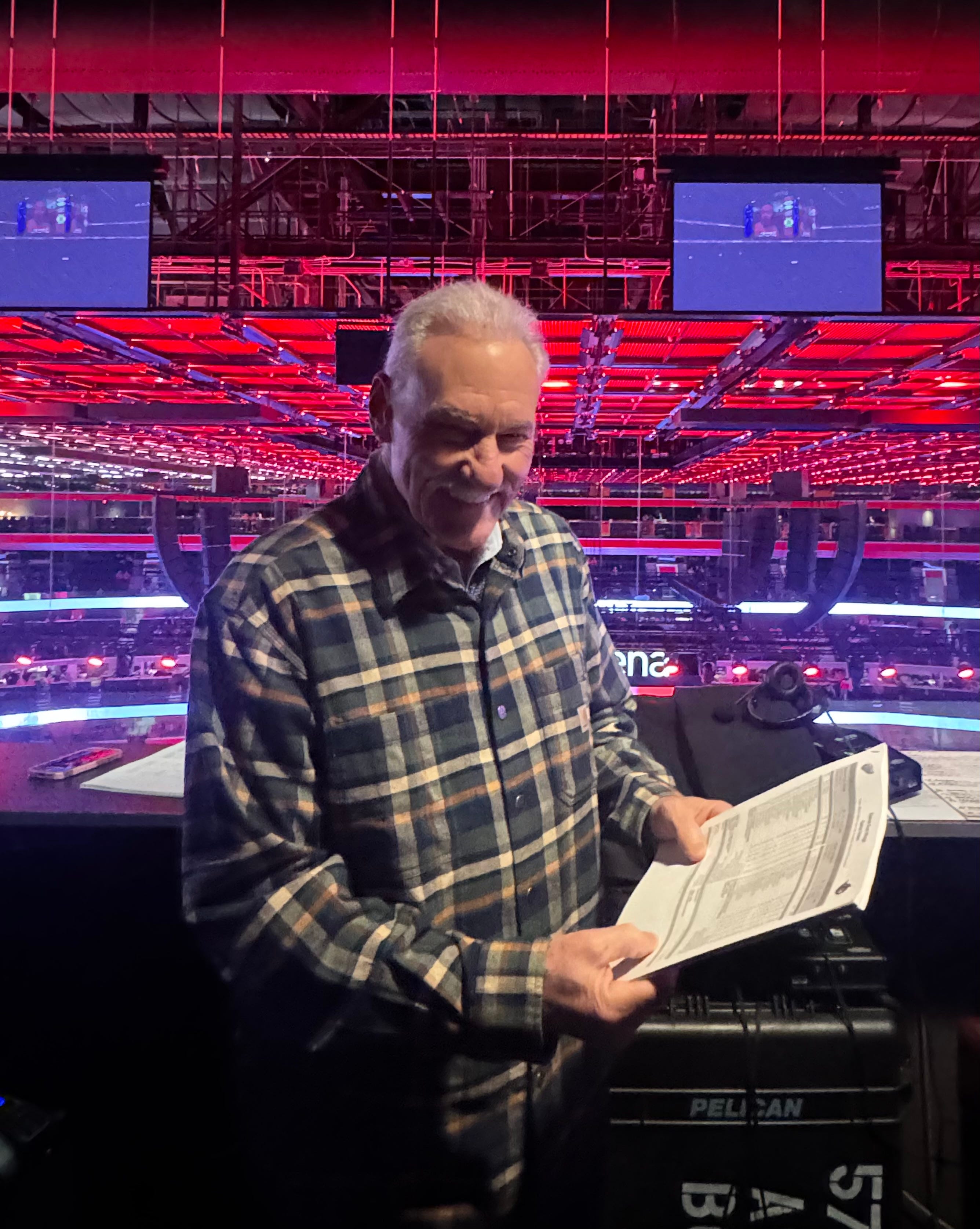 Detroit Red Wings return brings celebrations, Mickey Redmond back in booth
