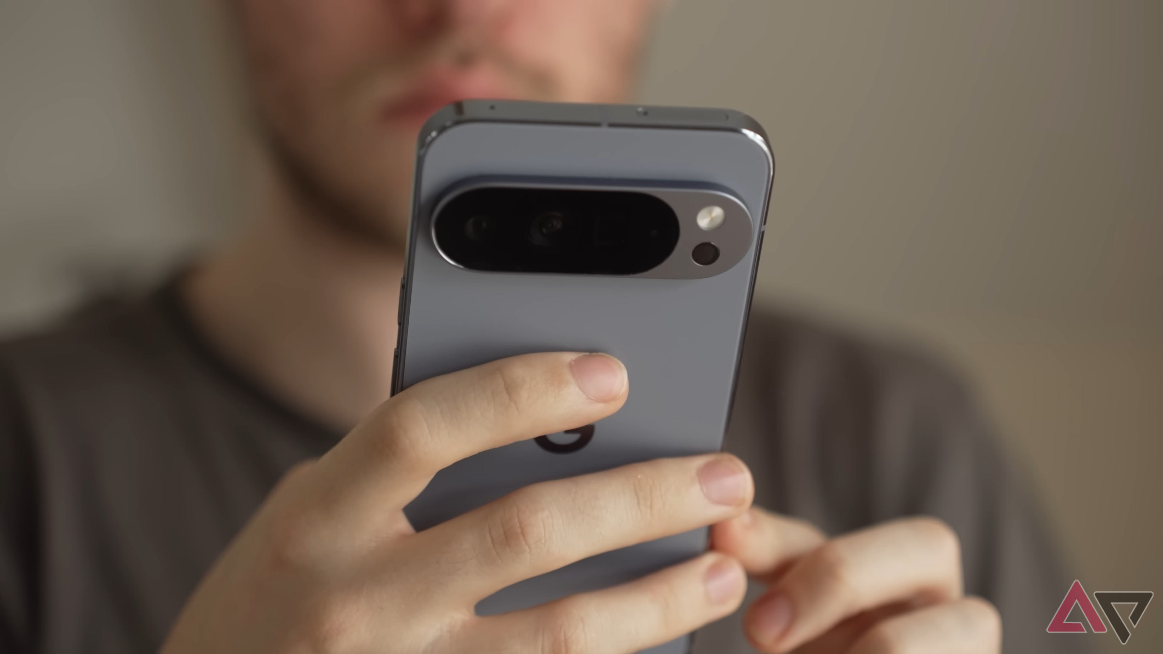 Google's new Pixel feature catches AI impersonation scams before you ...