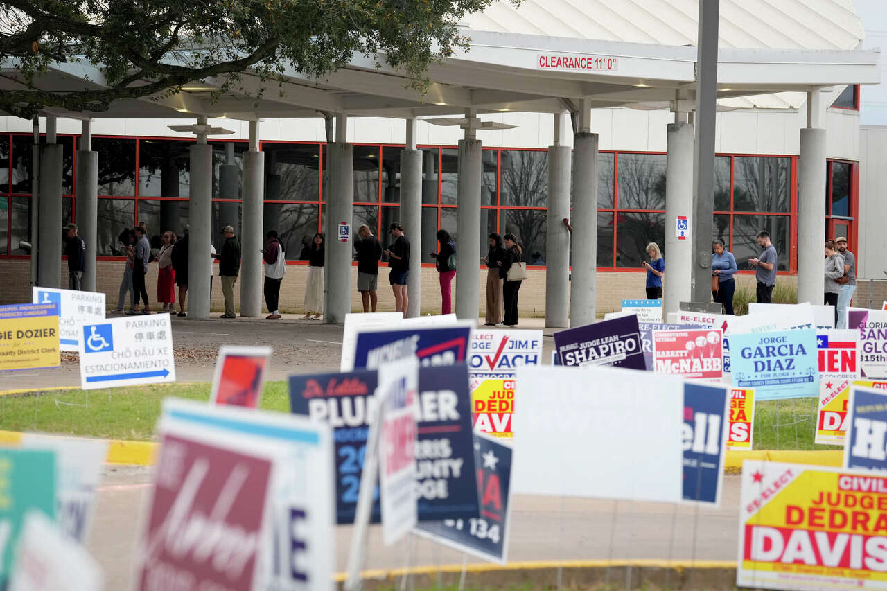 Early voting turnout is up in Texas runoffs but still abysmal statewide