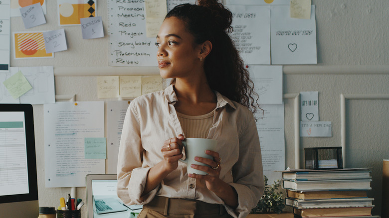 A posture coach's best tips for healthier movements throughout the day