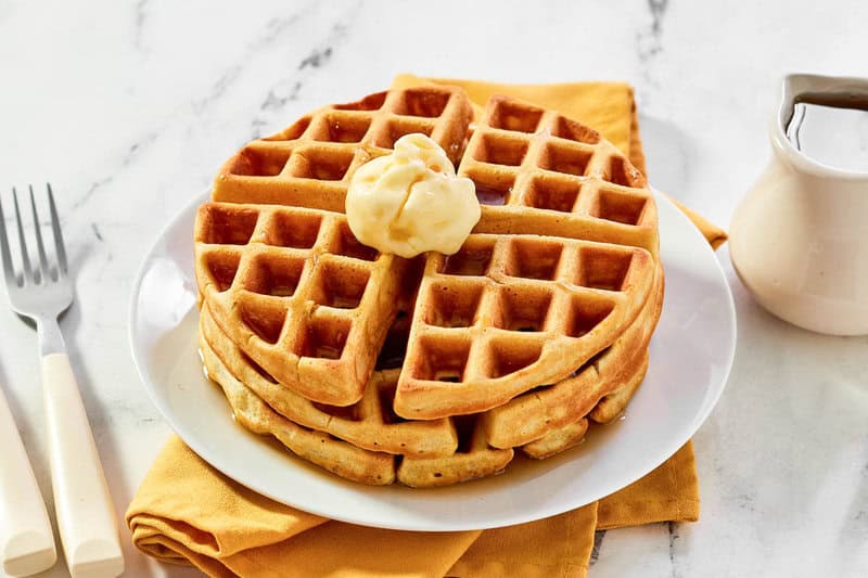 17 Easy Weekend Breakfasts Worth Waking Up Fo