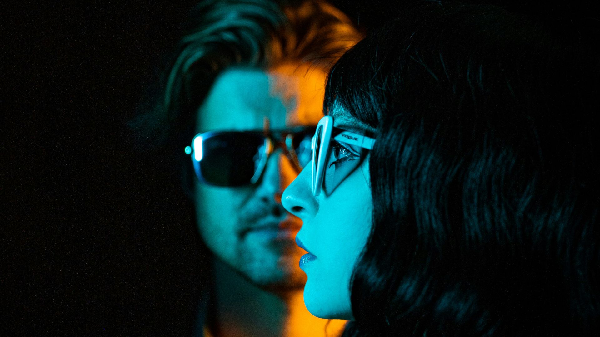 10 "Nice" things men do that are actually controlling & 10 that are ...