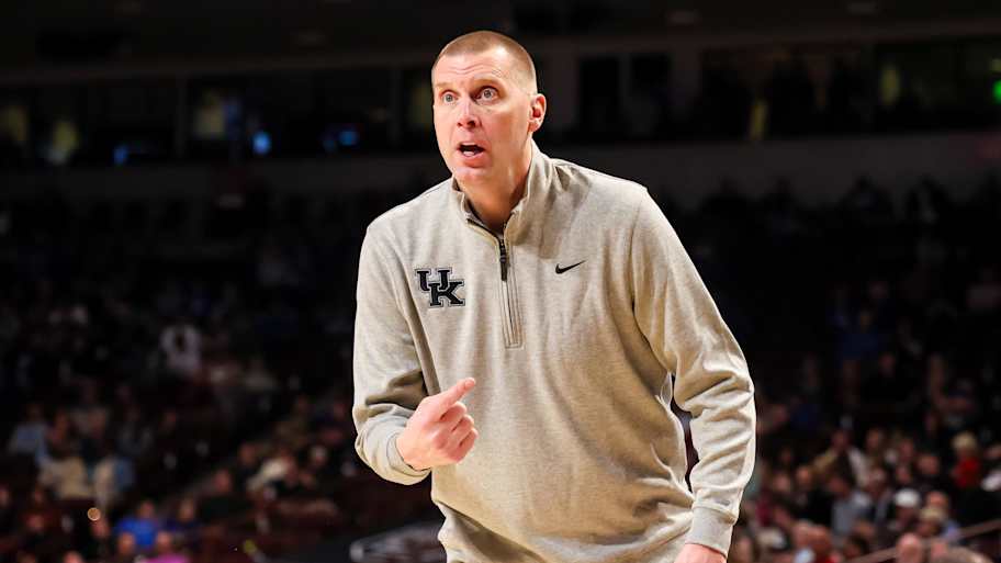 Mark Pope talks Kentucky basketball's inconsistent play this season