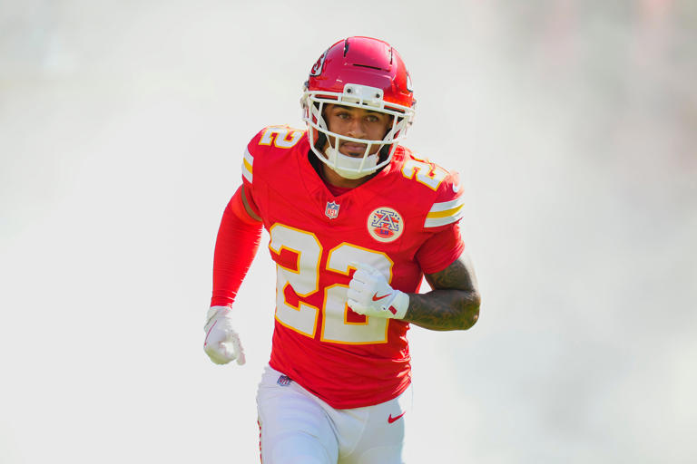 Jersey swap gives first look at Trent McDuffie in Rams uniform