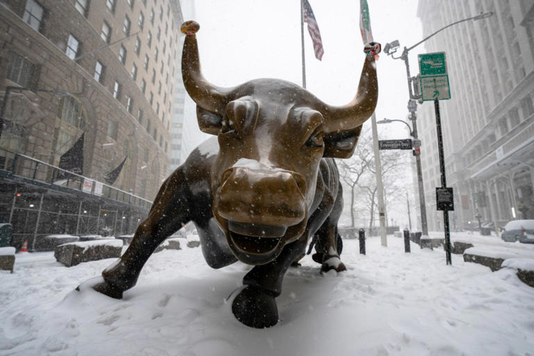 Citi banker suing for sexual harassment slams firm’s investigation unit ...