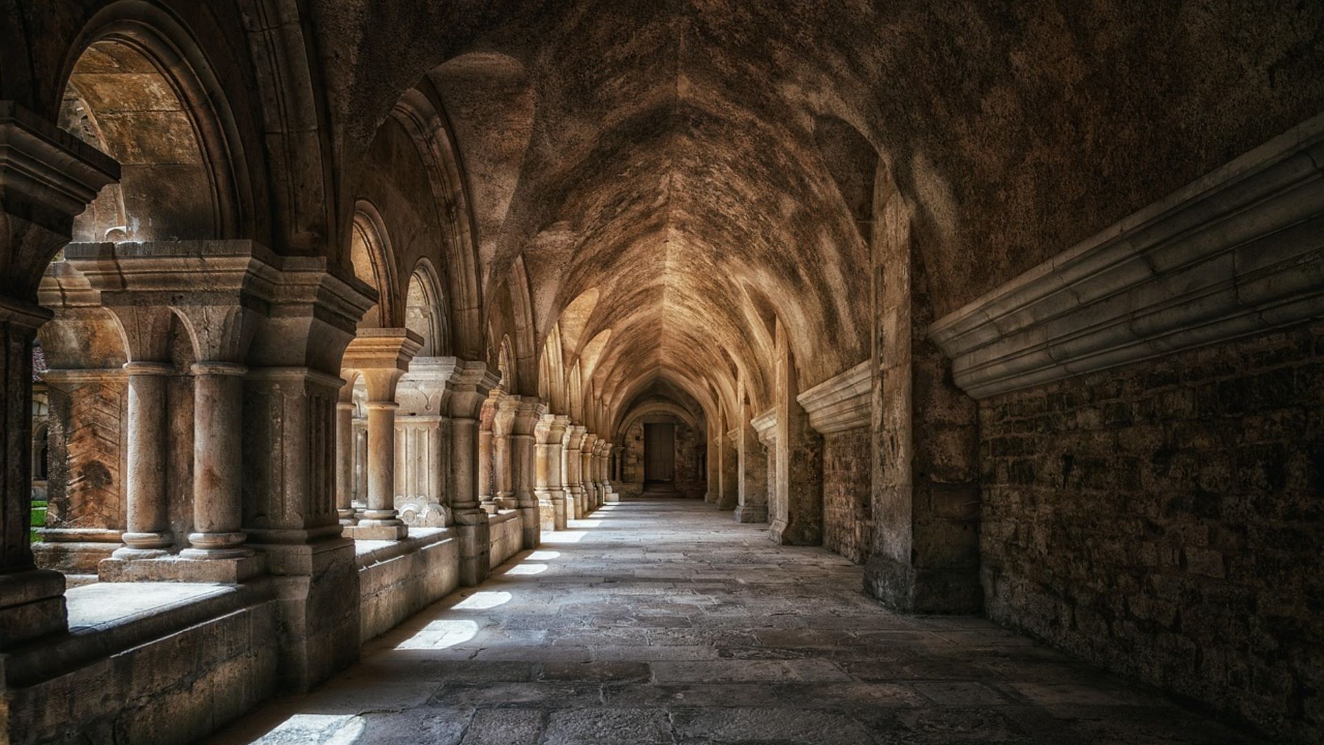 20 beautiful historical monasteries