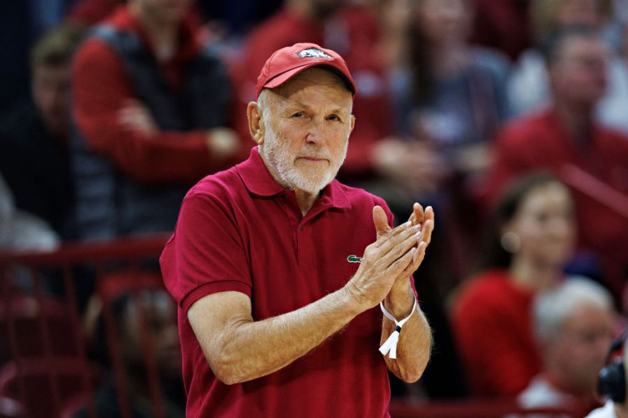 Tyson Foods roosts on Razorbacks jerseys in new deal