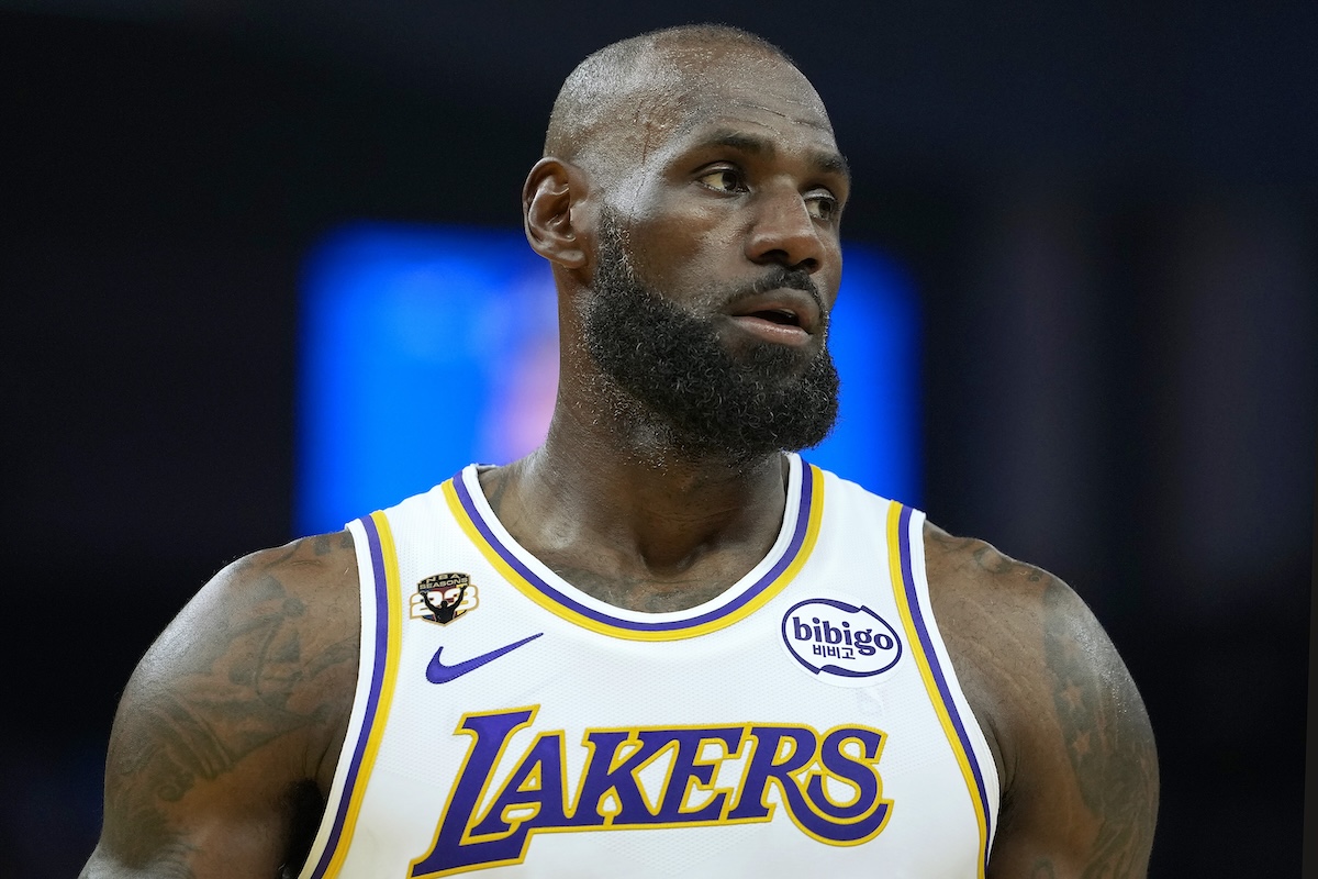 Lakers legend says LeBron James is 'not a true Laker'