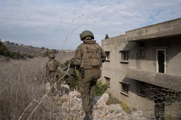 IDF kills Hezbollah operatives in two small incidents, but ceasefire holds