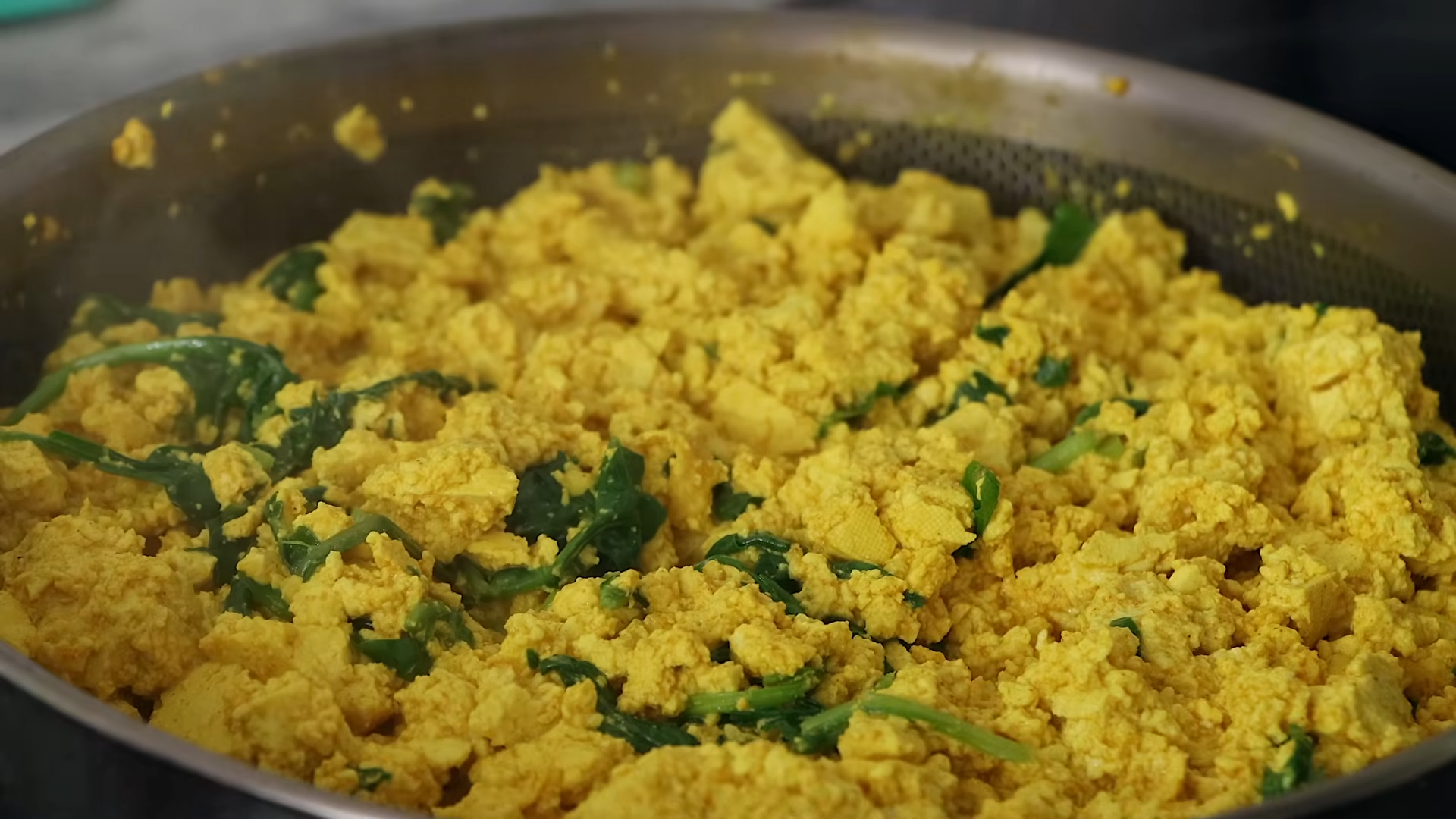 This might be the smartest way to make eggs