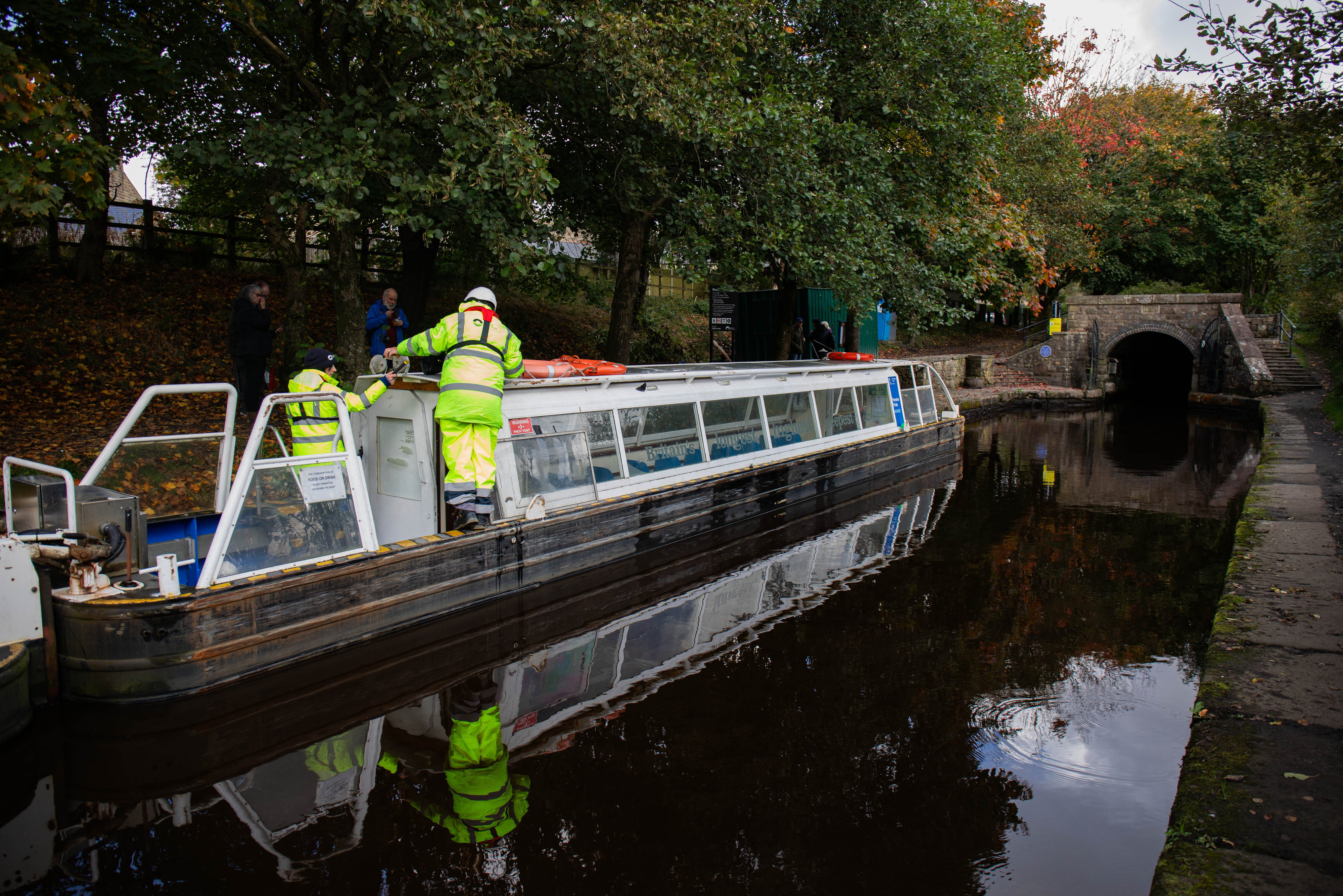 Standedge Tunnel: Experts check longest canal tunnel ahead of boat ...