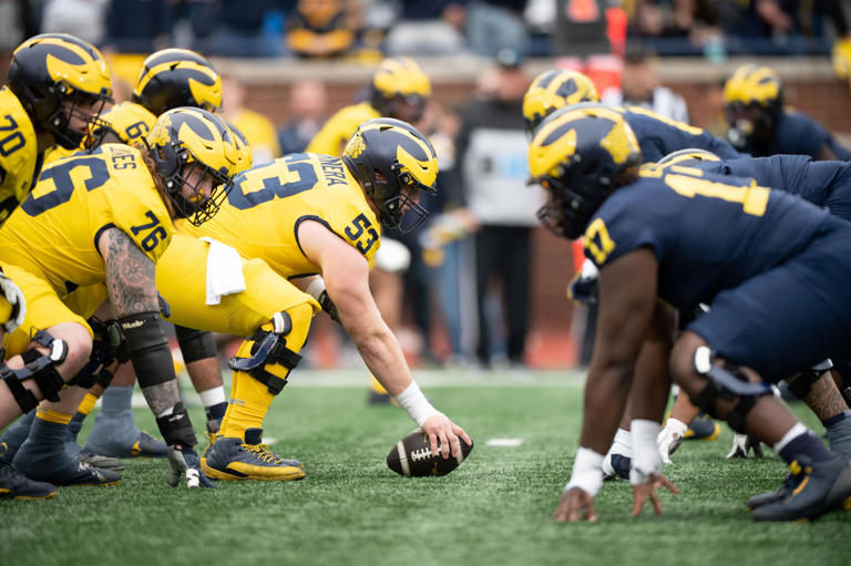 Michigan football bets big on returners to lift offensive line