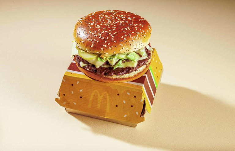 Dining out: McDonald's Big Arch is a big nothingburger
