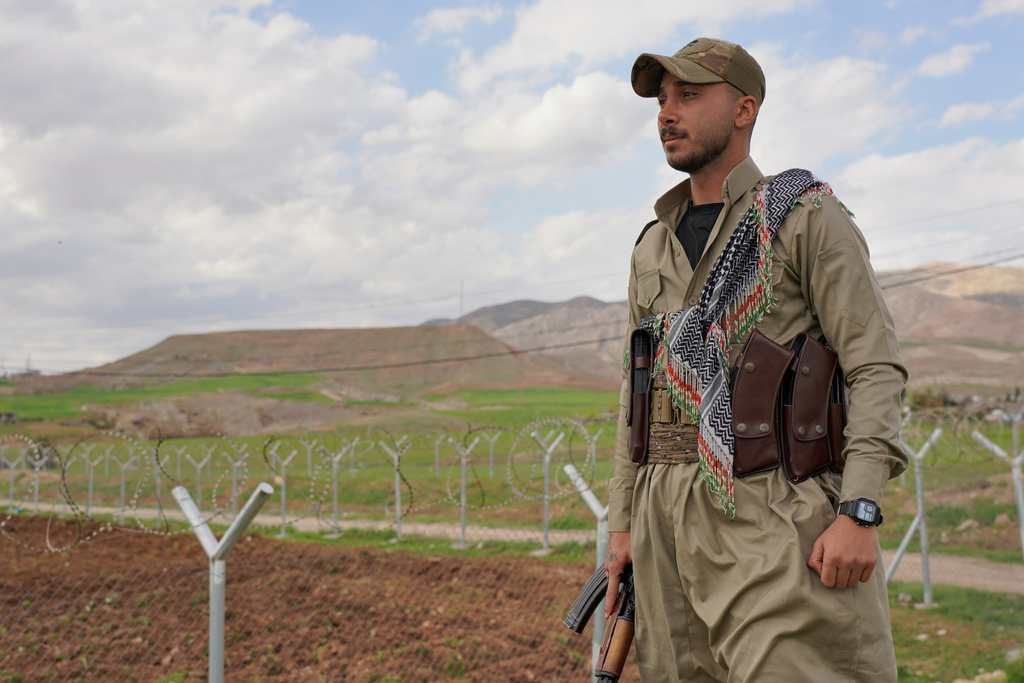 Kurdish dissident groups say they are preparing to join the fight ...