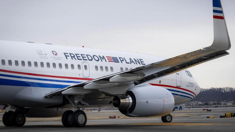 Freedom plane celebrates America's 250th birthday by bringing founding ...