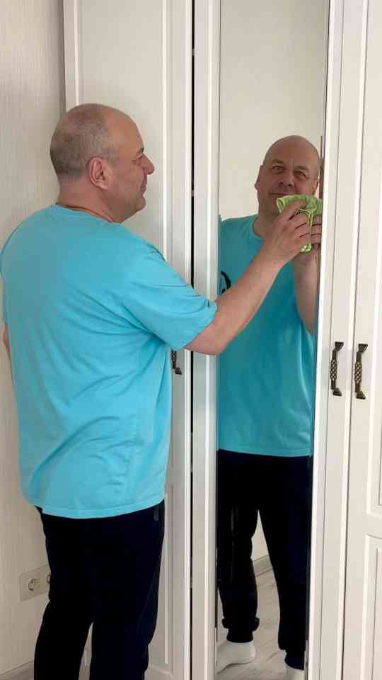 Simple moment suddenly turns very funny
