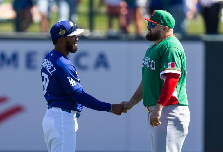 Dodgers beat Team Mexico in pre-WBC exhibition