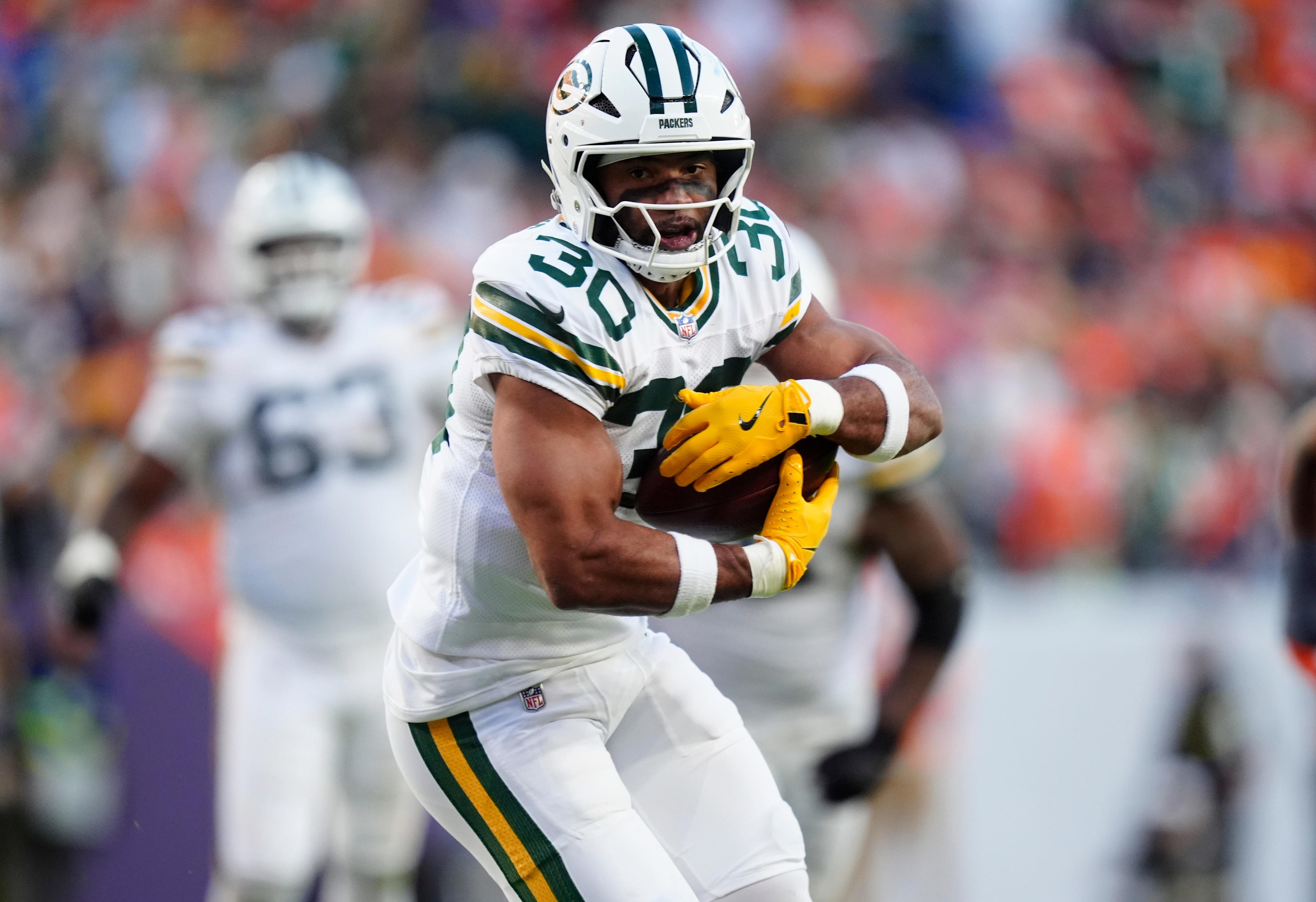 Packers re-sign RB Chris Brooks to two-year deal