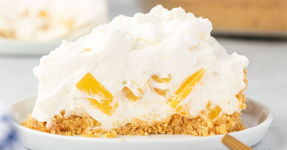 11 pretty layered no-bake desserts for spring hosting