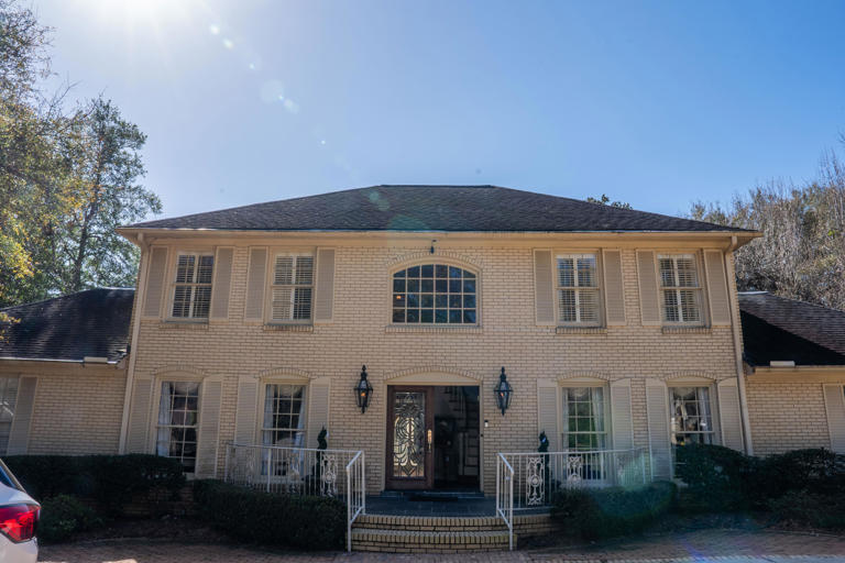 You now have a second chance to buy Bobby Bowden's Tallahassee home