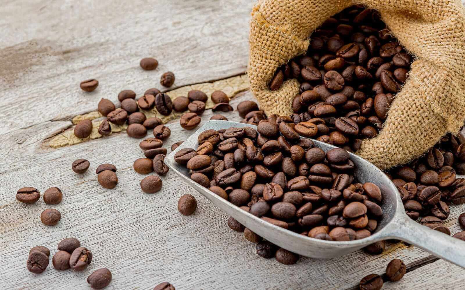 Coffee prices supported as Iran war boosts shipping costs