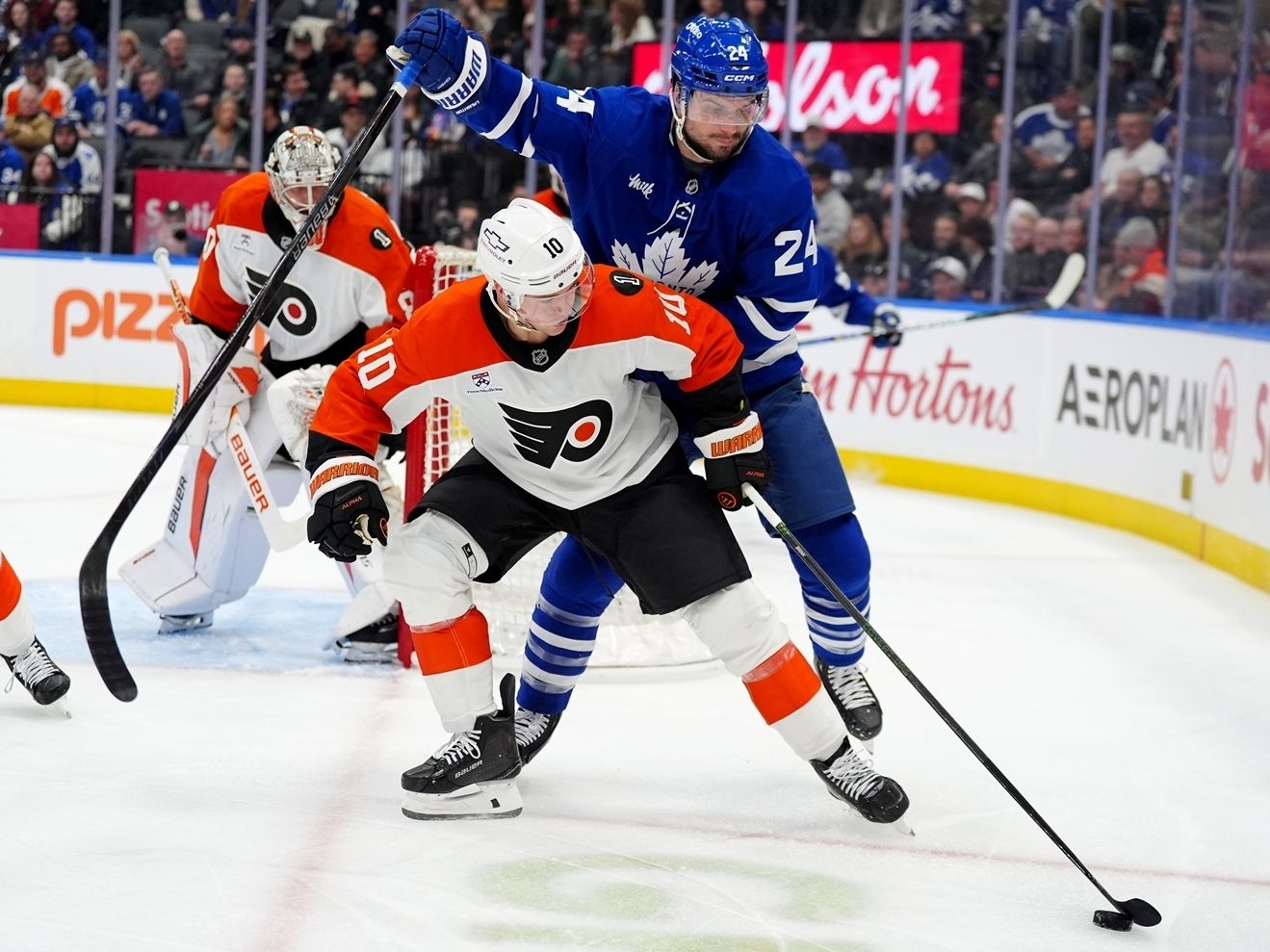 Trade winds gusting as Maple Leafs scratch three players against Devils