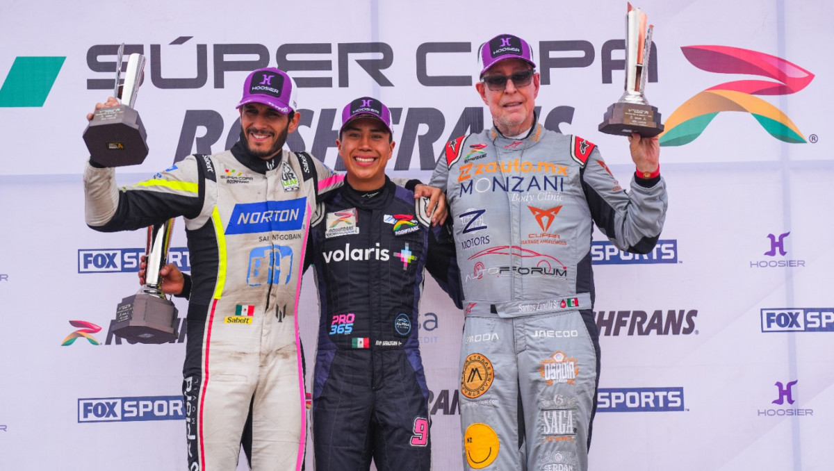 Poblano conquista el podio en la Súper Copa de Automovilismo