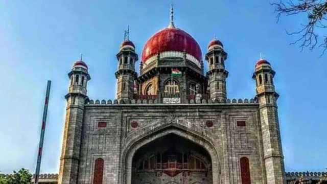Telangana HC allows engineering colleges to collect fees if govt fails ...