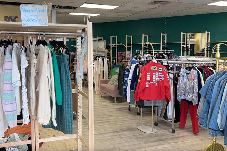 Local woman having 'closet revival' with new consignment store
