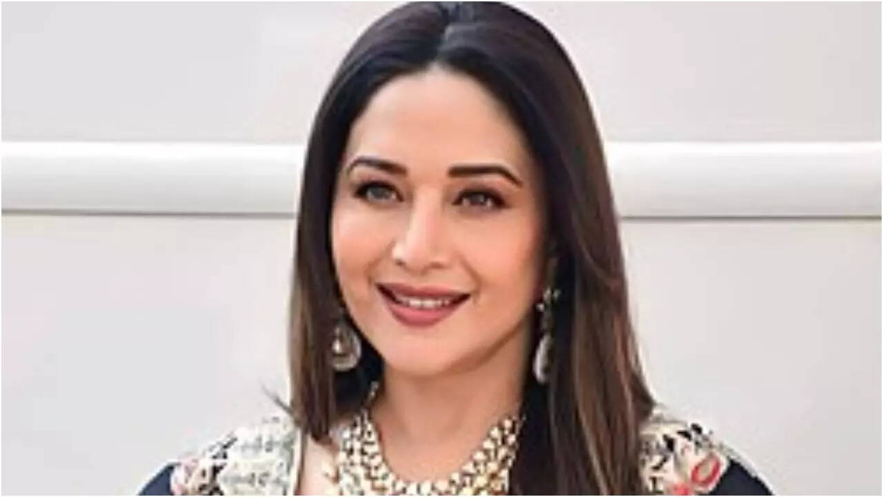 Director Suresh Triveni opens up on casting Madhuri Dixit in 'Maa Behen ...
