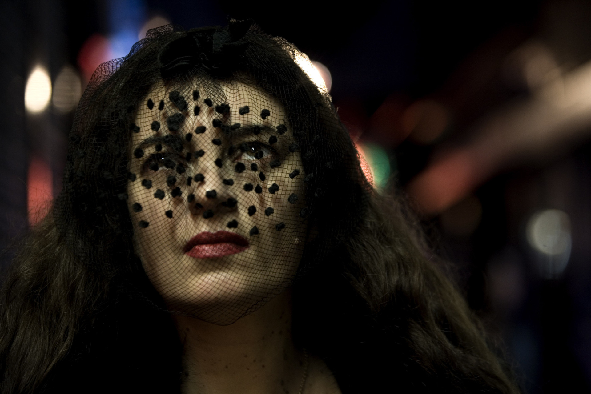 The veil and its relationship with women