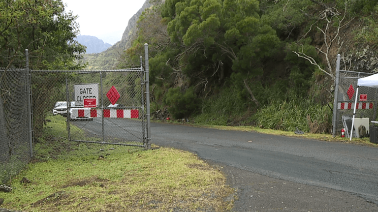 Farrington Highway lanes expected to reopen for afternoon traffic: HDOT