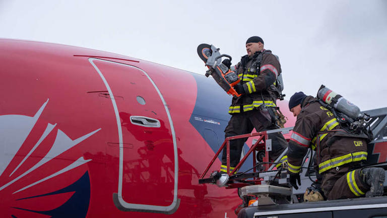 Chicago Fire, Med and PD reckoning crossover recap: Lives hang in the ...