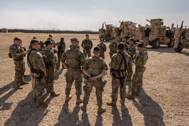 Trump confirms pilots safe following Army helicopter crash near Strait ...