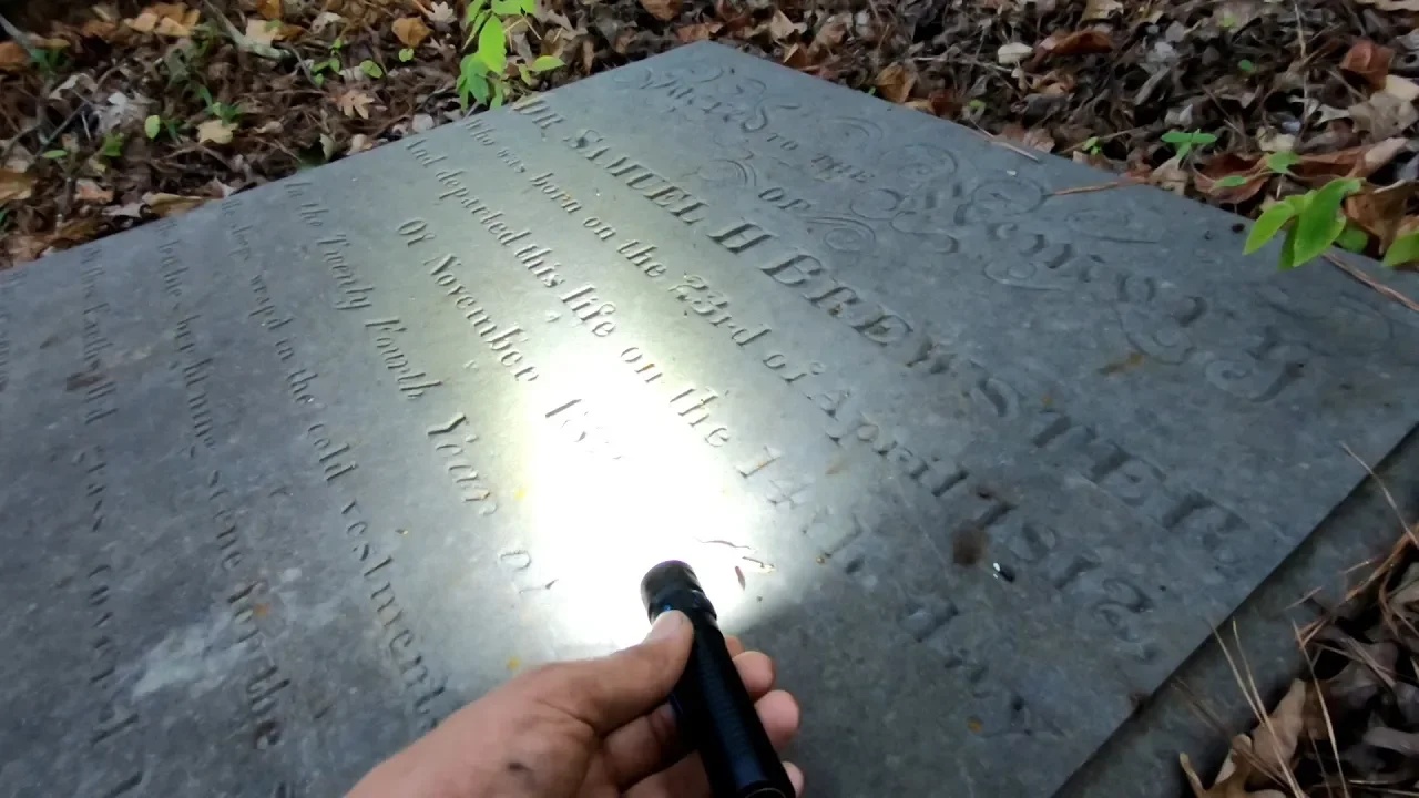 Prepare to meet your doom - A slave left a warning message for his master