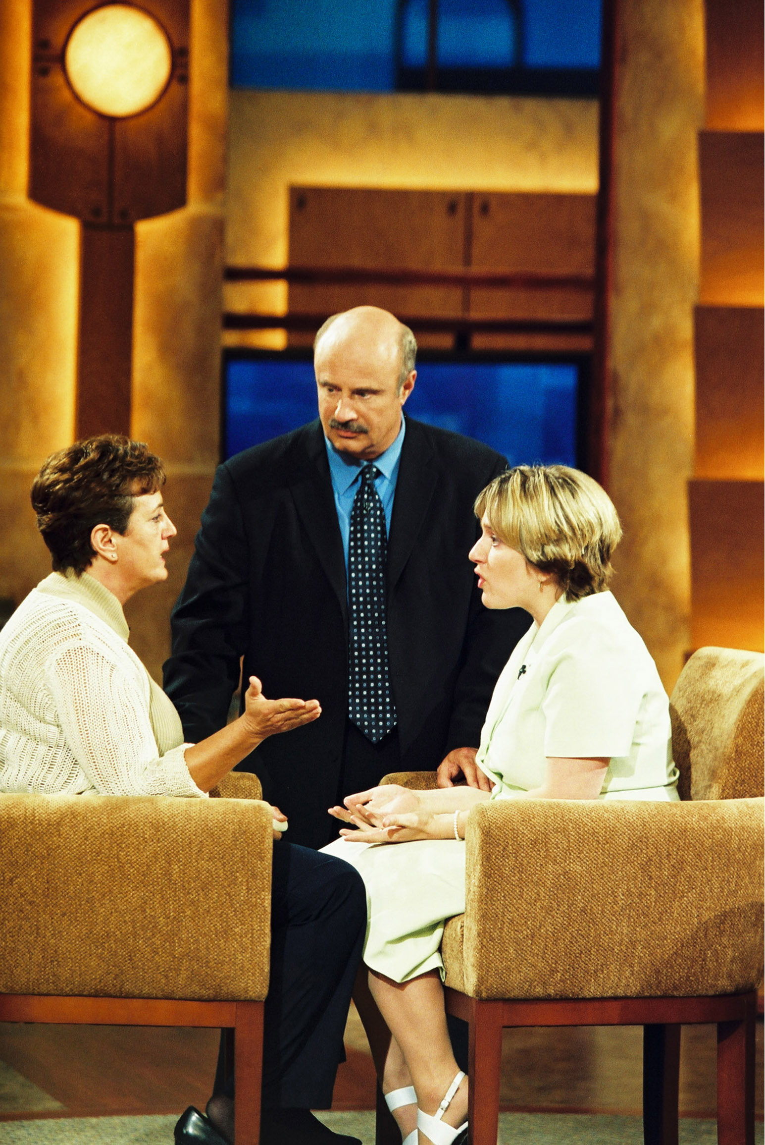 Biggest 'Dr. Phil' doc bombshells include scams, lawsuits and investigation
