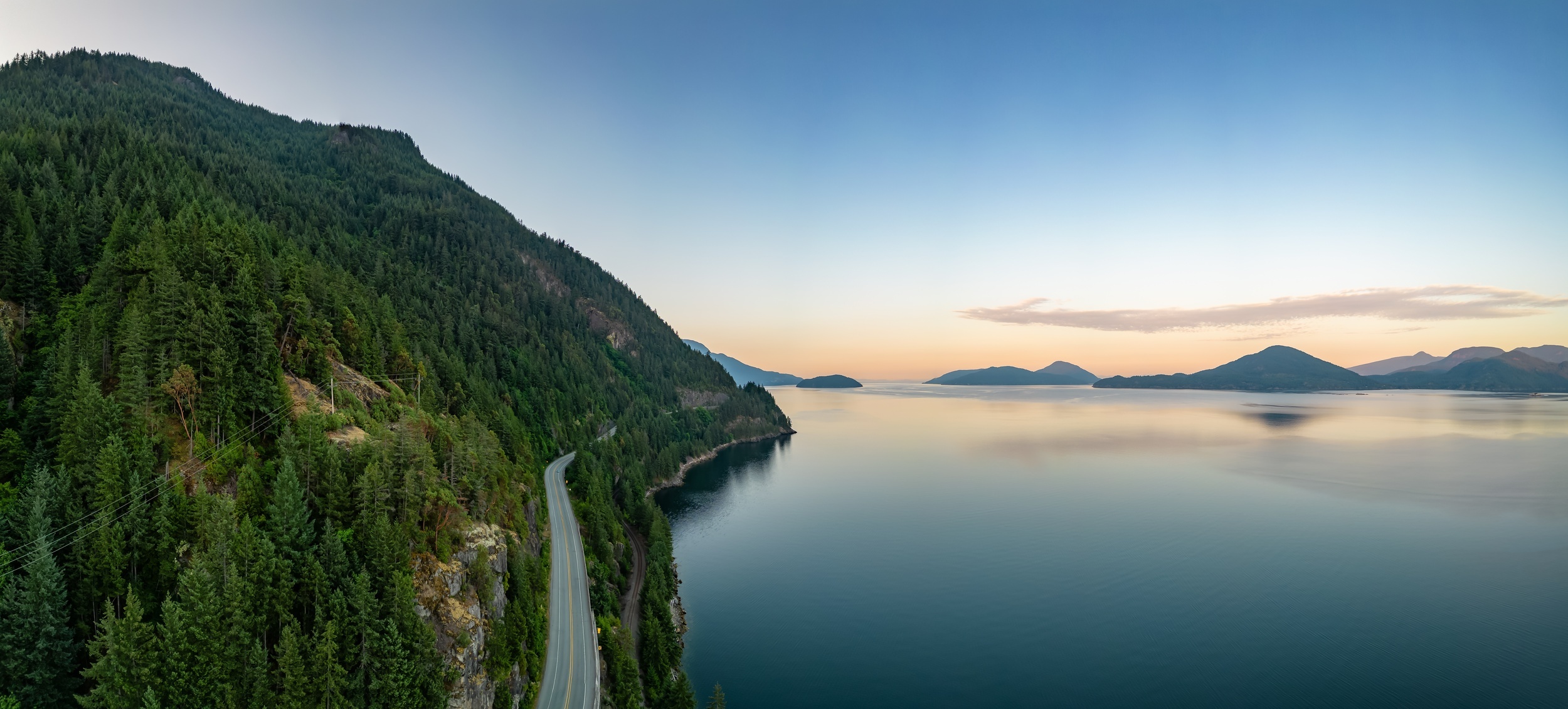 22 beautiful North American road trips