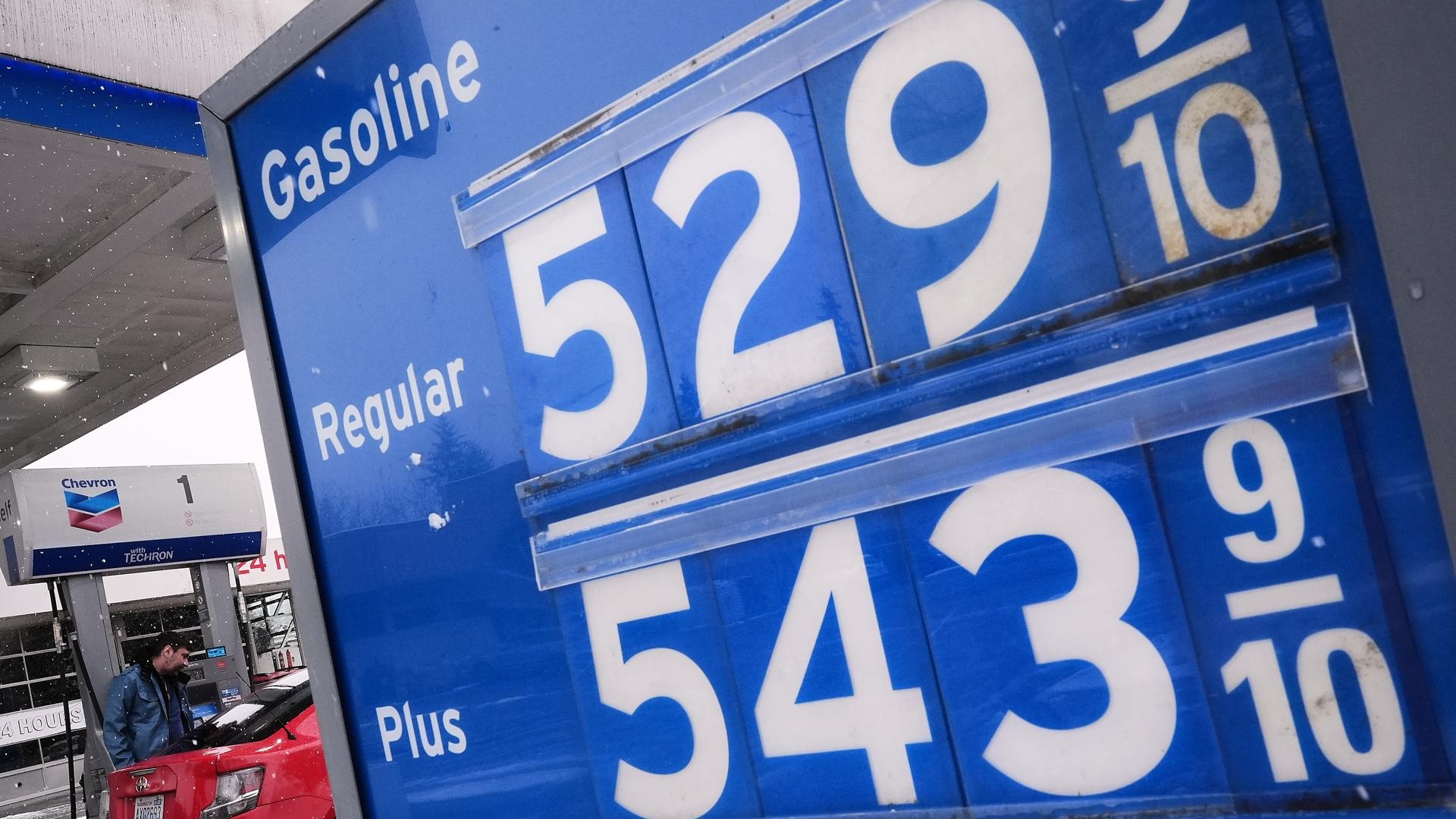 US eases some Russian oil sanctions but crude prices stay high