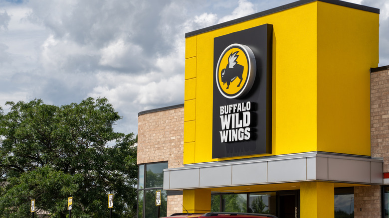 12 eye-opening facts about Buffalo Wild Wings