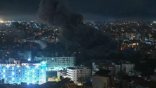 US-Iran war highlights: Parts of Doha evacuated; Iran hits 5 US Air ...