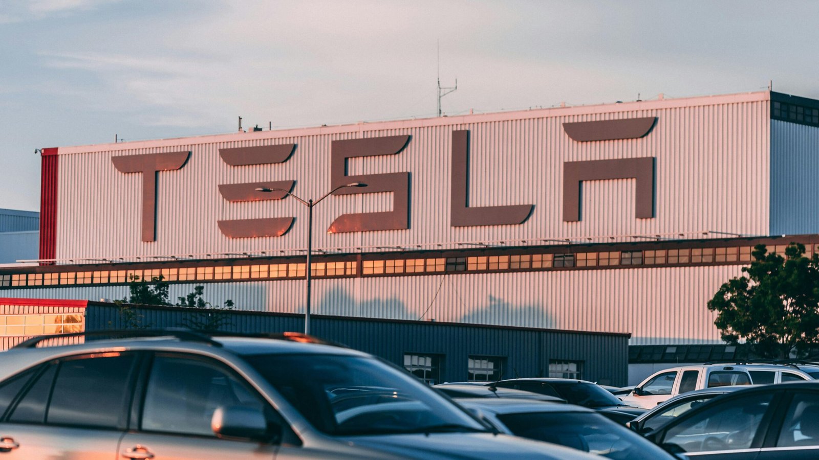 How Elon Musk turned Tesla, Inc. into a Wall Street phenomenon