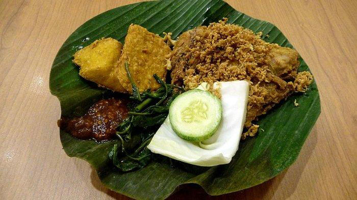 5 kuliner legendaris Surabaya buat makan malam, enak dan murah