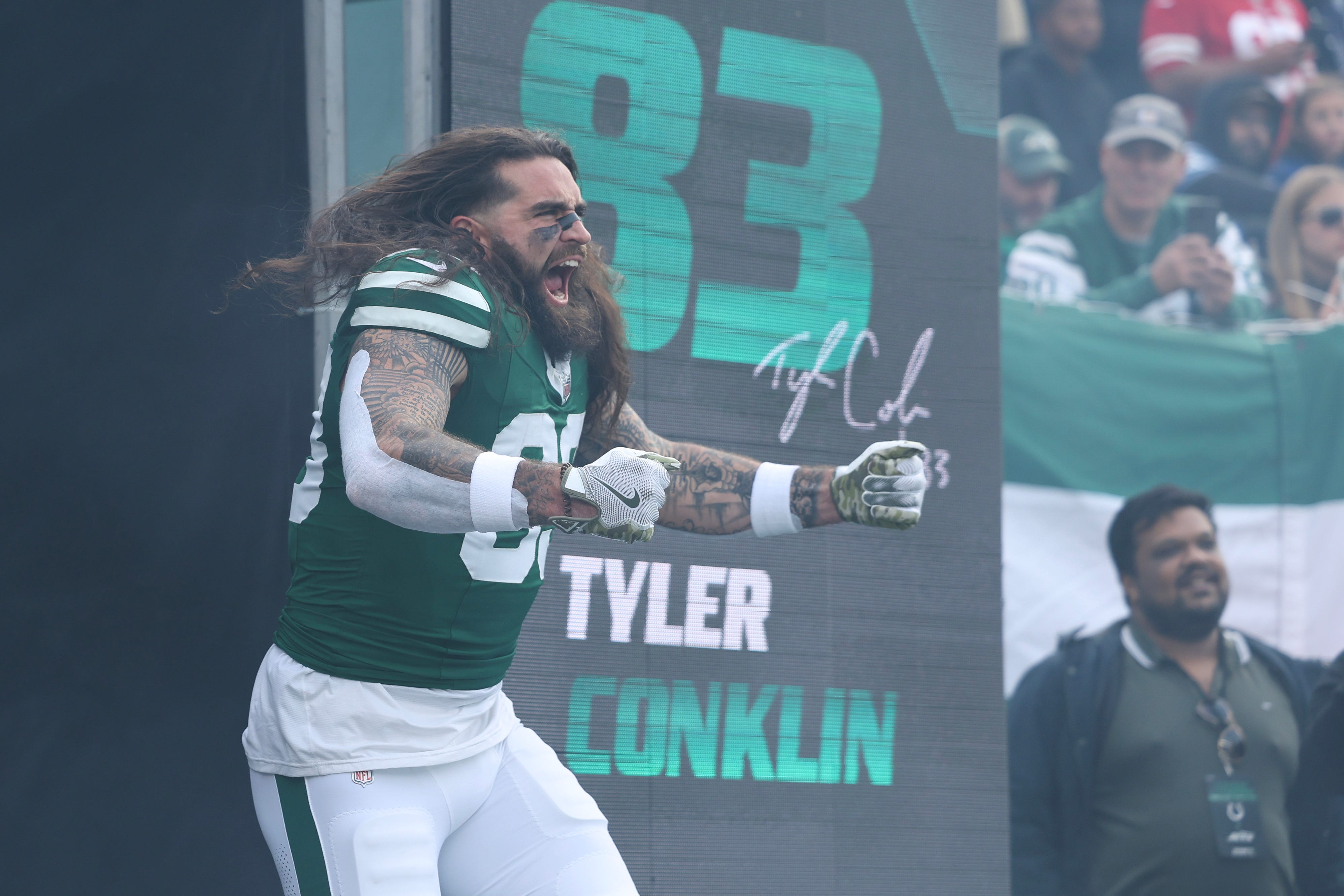 Lions sign Michigan native and Central Michigan product Tyler Conklin ...