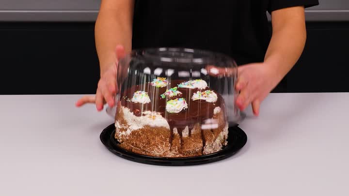 Eleva la tarta con la magia de Barbie