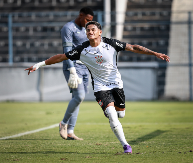 Atacante do Corinthians celebra fase artilheira no Sub-20 e mira ...