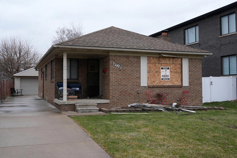 Man who rammed into Michigan synagogue had just lost family in an ...