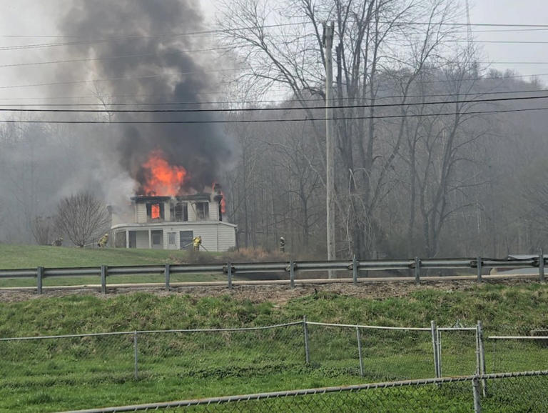 Firefighters, resident injured in Lewis County, Kentucky, fire