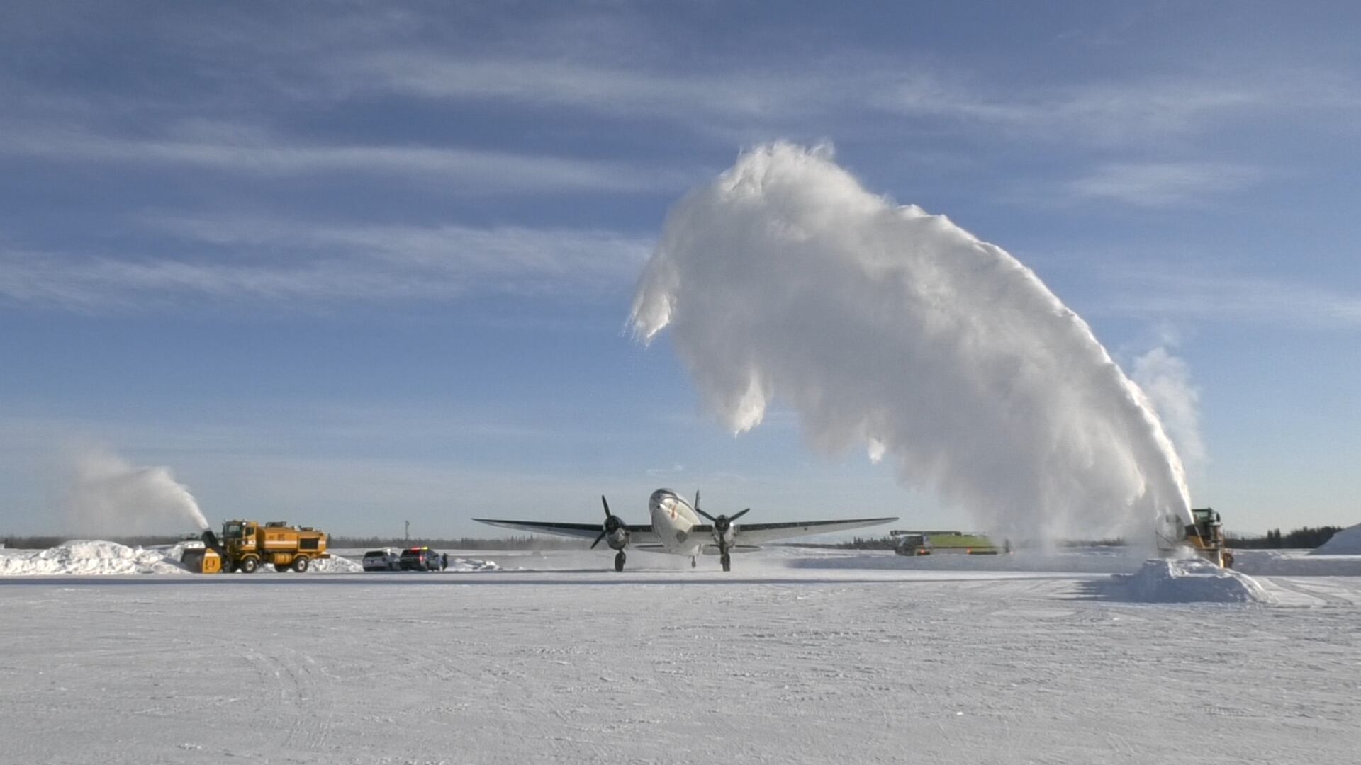 Fairbanks pilot given special send-off after piloting final Part 121 flight
